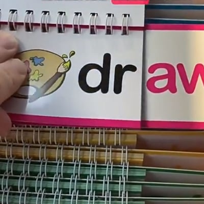 30 Read and Rhyme Flip Books